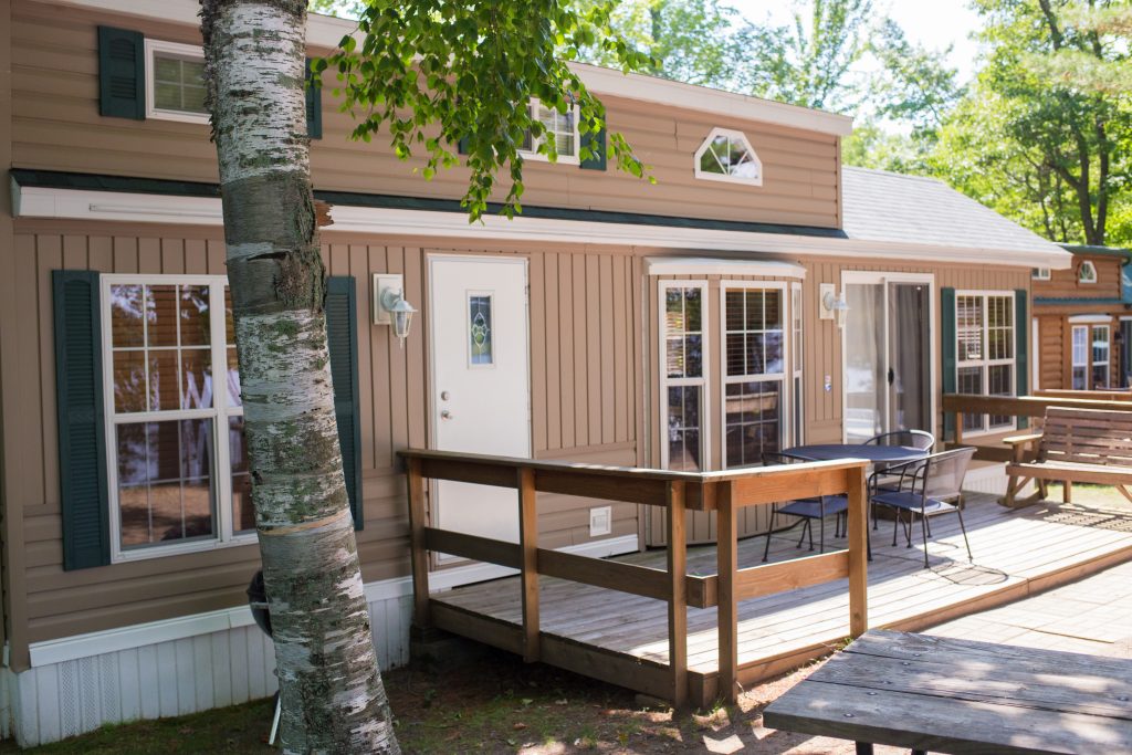 Sleeps Up to 11 - Camp Holiday